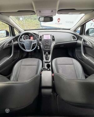 Melns Opel Astra 2014 Tauragė, ar dzinēja tilpumu 1.69 L un nobraukumu 208 tūkst. km par 3600 €, foto 36 vietnē AUTOMOTO.COM.LV