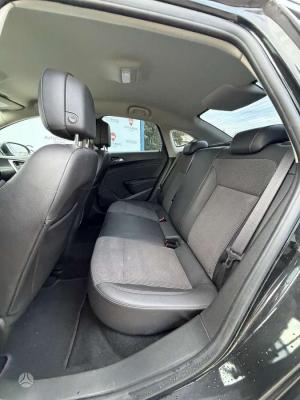 Melns Opel Astra 2014 Tauragė, ar dzinēja tilpumu 1.69 L un nobraukumu 208 tūkst. km par 3600 €, foto 38 vietnē AUTOMOTO.COM.LV