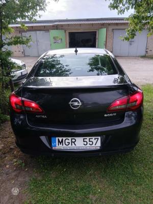 Melns Opel Astra 2015 Kaišiadorys, ar dzinēja tilpumu 1.60 L un nobraukumu 276 tūkst. km par 5000 €, foto 5 vietnē AUTOMOTO.COM.LV