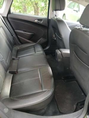 Melns Opel Astra 2015 Kaišiadorys, ar dzinēja tilpumu 1.60 L un nobraukumu 276 tūkst. km par 5000 €, foto 9 vietnē AUTOMOTO.COM.LV