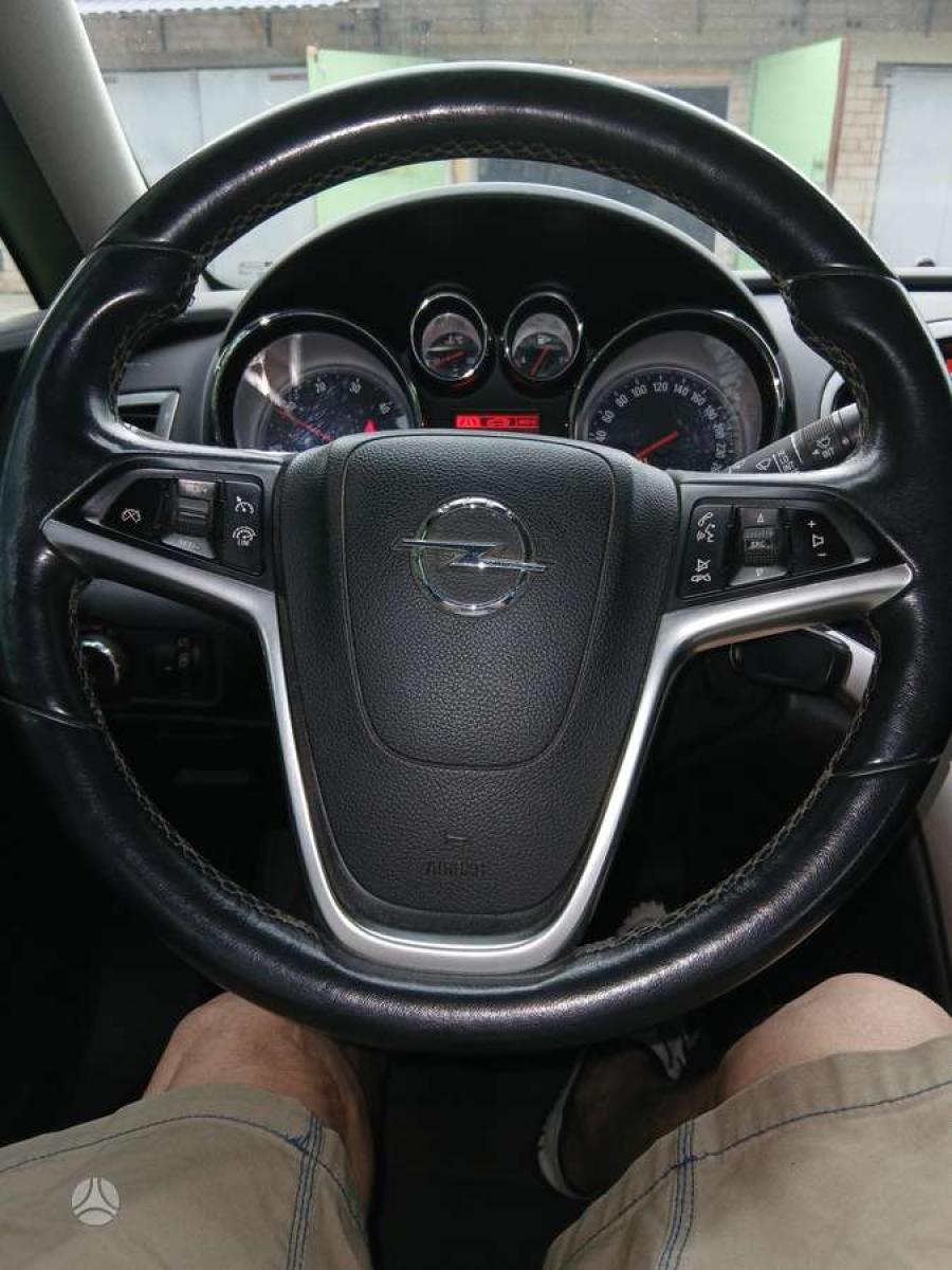 Melns Opel Astra 2015 Kaišiadorys, ar dzinēja tilpumu 1.60 L un nobraukumu 276 tūkst. km par 5000 €, foto 11 vietnē AUTOMOTO.COM.LV