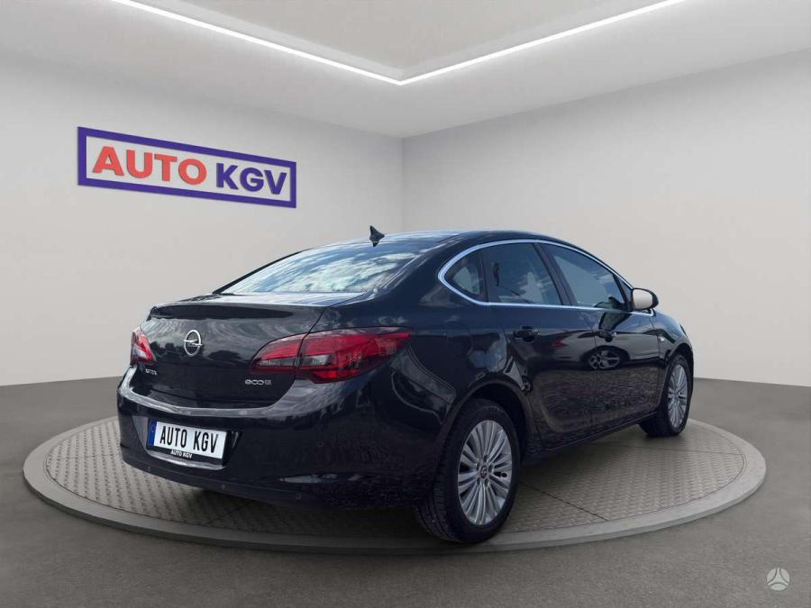Melns Opel Astra 2015 Kauņa, ar dzinēja tilpumu 1.60 L un nobraukumu 276 tūkst. km par 5499 €, foto 6 vietnē AUTOMOTO.COM.LV