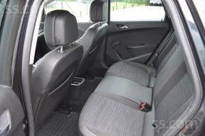 Black Opel Astra 2016 in Tukums, with an engine capacity of 1.40 L and mileage of 199 thousand km for 5595 €, photo 10 on AUTOMOTO.COM.LV