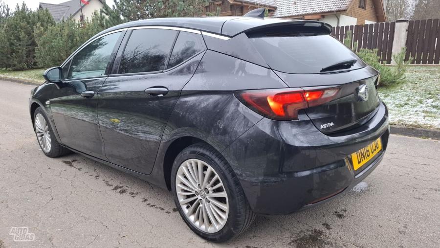 Melns Opel Astra 2016 Šauļi, ar dzinēja tilpumu 1.60 L un nobraukumu 200 tūkst. km par 2999 €, foto 5 vietnē AUTOMOTO.COM.LV