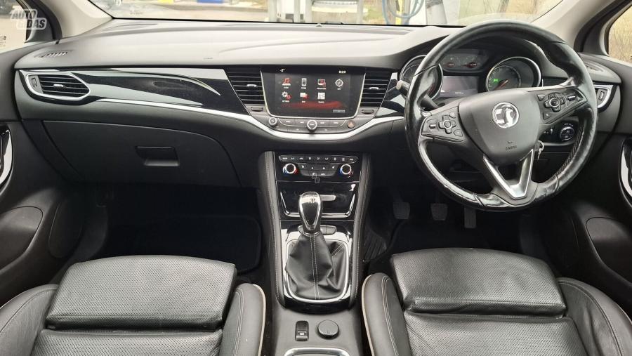 Melns Opel Astra 2016 Šauļi, ar dzinēja tilpumu 1.60 L un nobraukumu 200 tūkst. km par 2999 €, foto 12 vietnē AUTOMOTO.COM.LV
