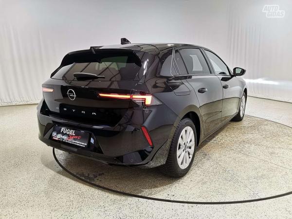 Melns Opel Astra 2023 Kauņa, ar dzinēja tilpumu 1.20 L un nobraukumu 16 tūkst. km par 22399 €, foto 4 vietnē AUTOMOTO.COM.LV