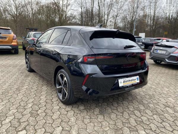Black Opel Astra 2024 in Kaunas, with an engine capacity of 1.20 L and mileage of 29 thousand km for 23466 €, photo 3 on AUTOMOTO.COM.LV
