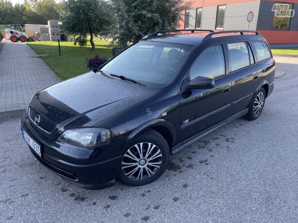 Melns Opel Astra 2003 Alīta, ar dzinēja tilpumu 2.00 L un nobraukumu 294 tūkst. km par 570 €, foto 1 vietnē AUTOMOTO.COM.LV
