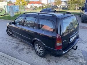 Melns Opel Astra 2003 Alīta, ar dzinēja tilpumu 2.00 L un nobraukumu 294 tūkst. km par 570 €, foto 3 vietnē AUTOMOTO.COM.LV