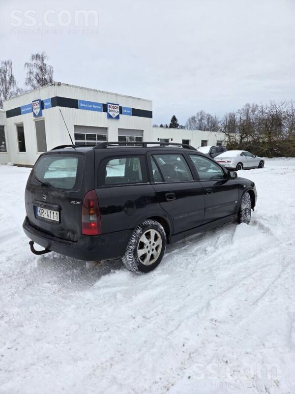 Melns Opel Astra 2004 Talsi, ar dzinēja tilpumu 2.00 L un nobraukumu 379 tūkst. km par 1050 €, foto 3 vietnē AUTOMOTO.COM.LV