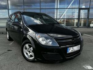 Black Opel Astra 2005 in Panevezys, with an engine capacity of 1.70 L and mileage of 343 thousand km for 840 €, photo 3 on AUTOMOTO.COM.LV
