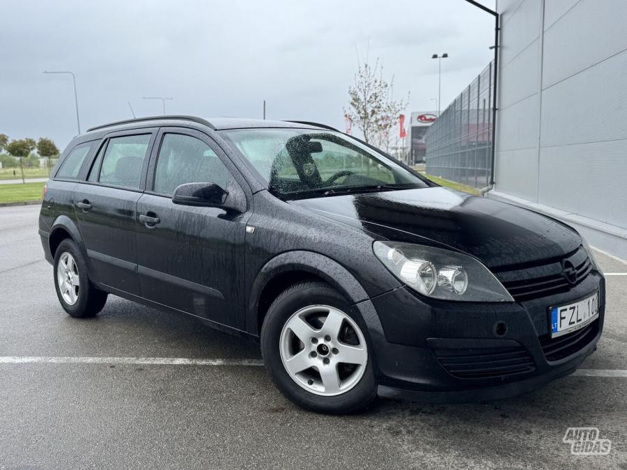Melns Opel Astra 2005 Panevēža, ar dzinēja tilpumu 1.70 L un nobraukumu 343 tūkst. km par 699 €, foto 5 vietnē AUTOMOTO.COM.LV