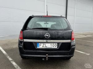 Melns Opel Astra 2005 Panevēža, ar dzinēja tilpumu 1.70 L un nobraukumu 343 tūkst. km par 699 €, foto 10 vietnē AUTOMOTO.COM.LV