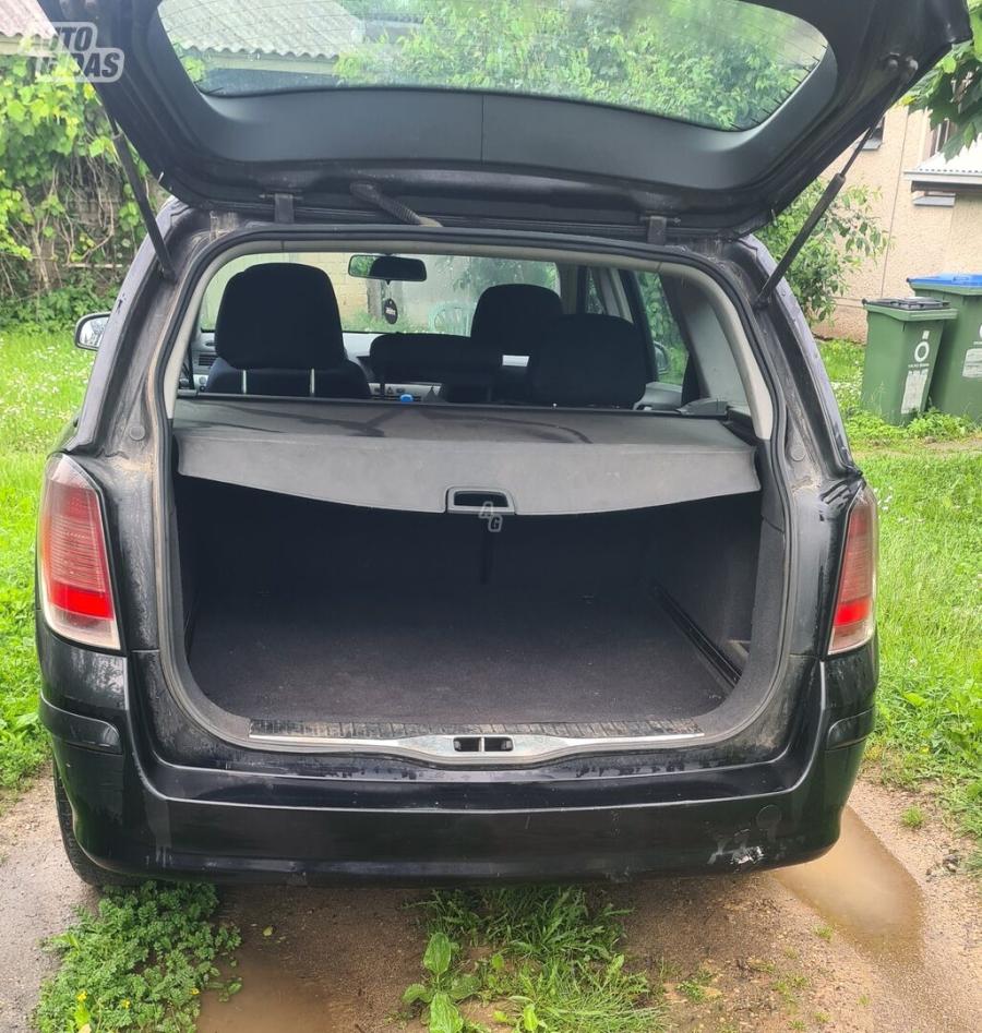 Melns Opel Astra 2005 Kauņa, ar dzinēja tilpumu 1.70 L un nobraukumu 267 tūkst. km par 1050 €, foto 6 vietnē AUTOMOTO.COM.LV