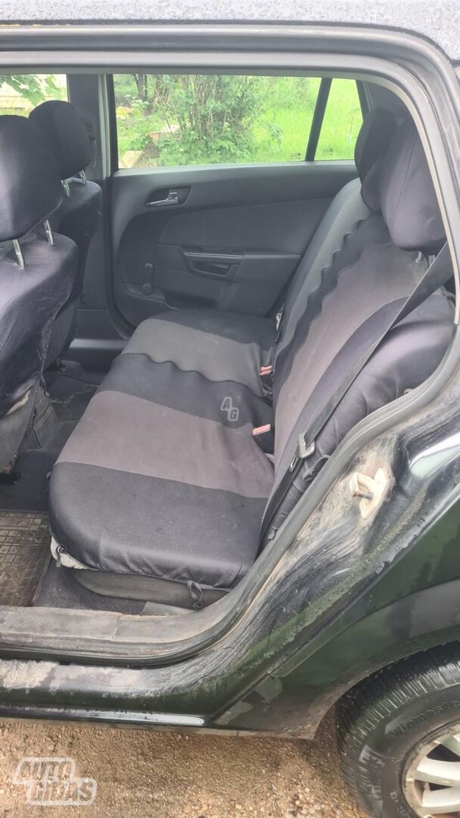 Melns Opel Astra 2005 Kauņa, ar dzinēja tilpumu 1.70 L un nobraukumu 267 tūkst. km par 1050 €, foto 8 vietnē AUTOMOTO.COM.LV