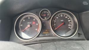 Melns Opel Astra 2005 Kauņa, ar dzinēja tilpumu 1.70 L un nobraukumu 267 tūkst. km par 1050 €, foto 10 vietnē AUTOMOTO.COM.LV