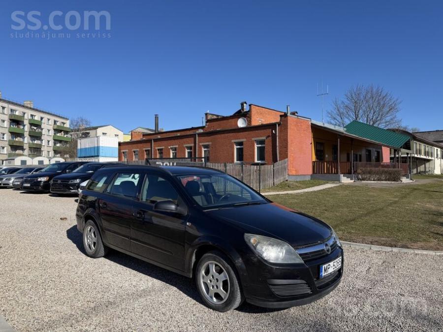 Melns Opel Astra 2005 Ventspils, ar dzinēja tilpumu 1.70 L un nobraukumu 275 tūkst. km par 1700 €, foto 4 vietnē AUTOMOTO.COM.LV