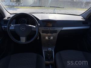 Melns Opel Astra 2005 Ventspils, ar dzinēja tilpumu 1.70 L un nobraukumu 275 tūkst. km par 1700 €, foto 14 vietnē AUTOMOTO.COM.LV