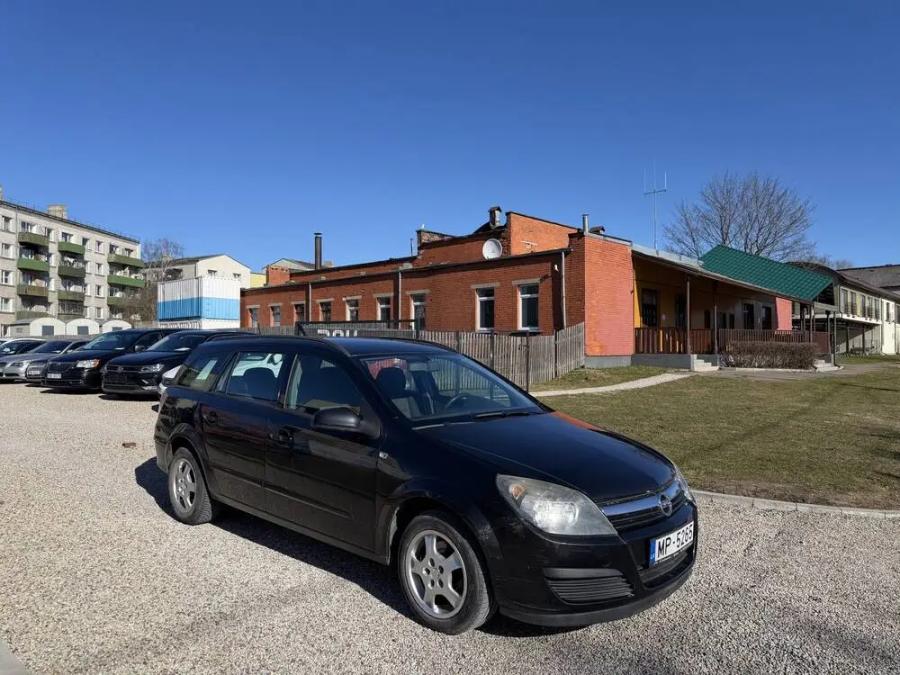 Melns Opel Astra 2005 Ventspils, ar dzinēja tilpumu 1.70 L un nobraukumu 275 tūkst. km par 1700 €, foto 4 vietnē AUTOMOTO.COM.LV