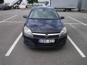 Black Opel Astra 2005 in Kaunas, with an engine capacity of 1.91 L and mileage of 246 thousand km for 1150 €, photo  on AUTOMOTO.COM.LV