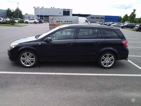 Melns Opel Astra 2005 Kauņa, ar dzinēja tilpumu 1.91 L un nobraukumu 246 tūkst. km par 1150 €, foto 4 vietnē AUTOMOTO.COM.LV