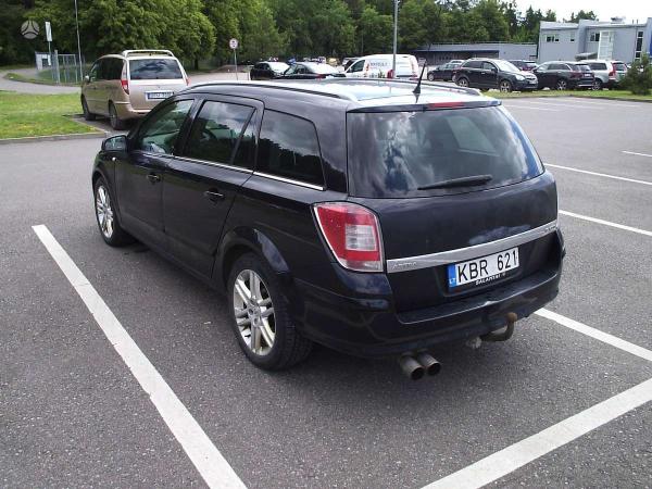 Melns Opel Astra 2005 Kauņa, ar dzinēja tilpumu 1.91 L un nobraukumu 246 tūkst. km par 1150 €, foto 8 vietnē AUTOMOTO.COM.LV