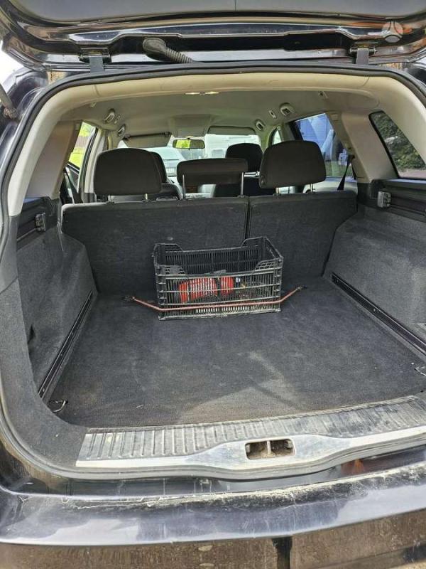 Black Opel Astra 2005 in Telschi, with an engine capacity of 1.69 L and mileage of 294 thousand km for 1250 €, photo 9 on AUTOMOTO.COM.LV