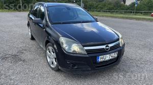 Black Opel Astra 2005 in Ogre, with an engine capacity of 1.90 L and mileage of 382 thousand km for 550 €, photo 3 on AUTOMOTO.COM.LV