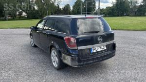 Black Opel Astra 2005 in Ogre, with an engine capacity of 1.90 L and mileage of 382 thousand km for 550 €, photo 5 on AUTOMOTO.COM.LV