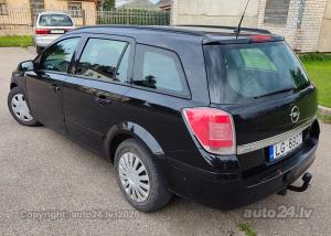 Melns Opel Astra 2005 Rēzekne, ar dzinēja tilpumu 1.60 L un nobraukumu 184 tūkst. km par 1500 €, foto 3 vietnē AUTOMOTO.COM.LV