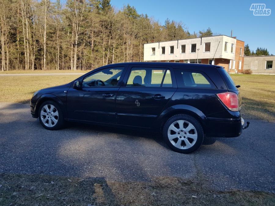 Melns Opel Astra 2006 Viļņa, ar dzinēja tilpumu 1.90 L un nobraukumu 398 tūkst. km par 1250 €, foto 6 vietnē AUTOMOTO.COM.LV