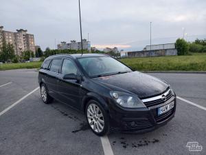 Melns Opel Astra 2006 Kauņa, ar dzinēja tilpumu 1.90 L un nobraukumu 240 tūkst. km par 1498 €, foto 4 vietnē AUTOMOTO.COM.LV