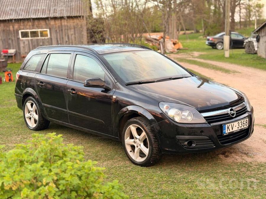 Melns Opel Astra 2006 Valmiera, ar dzinēja tilpumu 1.90 L un nobraukumu 351 tūkst. km par 2000 €, foto 3 vietnē AUTOMOTO.COM.LV
