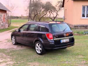Melns Opel Astra 2006 Valmiera, ar dzinēja tilpumu 1.90 L un nobraukumu 351 tūkst. km par 2000 €, foto 4 vietnē AUTOMOTO.COM.LV