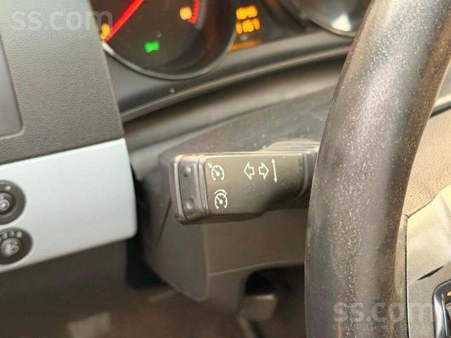 Melns Opel Astra 2006 Valmiera, ar dzinēja tilpumu 1.90 L un nobraukumu 351 tūkst. km par 2000 €, foto 7 vietnē AUTOMOTO.COM.LV