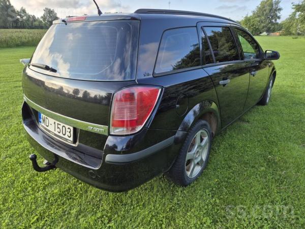Melns Opel Astra 2006 Liepāja, ar dzinēja tilpumu 1.90 L un nobraukumu 457 tūkst. km par 1000 €, foto 2 vietnē AUTOMOTO.COM.LV