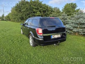 Melns Opel Astra 2006 Liepāja, ar dzinēja tilpumu 1.90 L un nobraukumu 457 tūkst. km par 1000 €, foto 4 vietnē AUTOMOTO.COM.LV