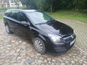 Melns Opel Astra 2006 Cēsis, ar dzinēja tilpumu 1.30 L un nobraukumu 377 tūkst. km par 1000 €, foto 4 vietnē AUTOMOTO.COM.LV