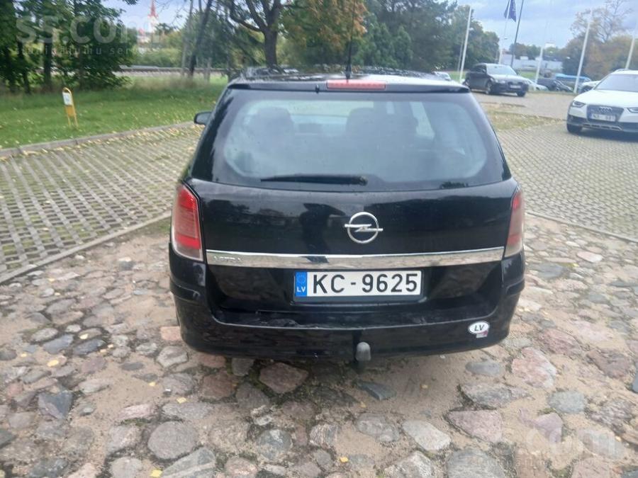 Melns Opel Astra 2006 Cēsis, ar dzinēja tilpumu 1.30 L un nobraukumu 377 tūkst. km par 1000 €, foto 7 vietnē AUTOMOTO.COM.LV