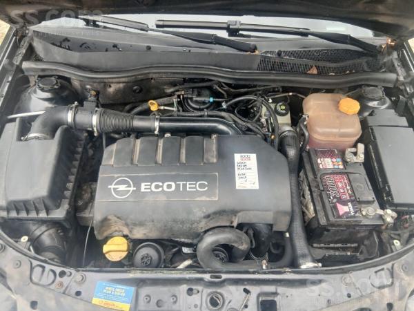 Melns Opel Astra 2006 Cēsis, ar dzinēja tilpumu 1.30 L un nobraukumu 377 tūkst. km par 1000 €, foto 10 vietnē AUTOMOTO.COM.LV
