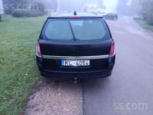 Melns Opel Astra 2006 Jēkabpils, ar dzinēja tilpumu 1.90 L un nobraukumu 371 tūkst. km par 2100 €, foto 3 vietnē AUTOMOTO.COM.LV