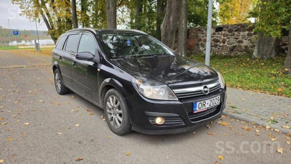 Melns Opel Astra 2006 Balvi, ar dzinēja tilpumu 1.70 L un nobraukumu 360 tūkst. km par 1350 €, foto 1 vietnē AUTOMOTO.COM.LV