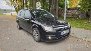 Black Opel Astra 2006 in Balvi, with an engine capacity of 1.70 L and mileage of 360 thousand km for 1350 €, photo  on AUTOMOTO.COM.LV