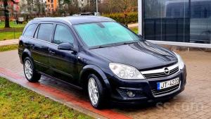 Melns Opel Astra 2007 Cēsis, ar dzinēja tilpumu 1.90 L un nobraukumu 392 tūkst. km par 1950 €, foto 3 vietnē AUTOMOTO.COM.LV