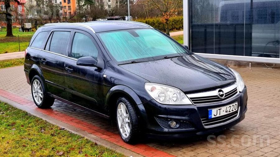 Melns Opel Astra 2007 Cēsis, ar dzinēja tilpumu 1.90 L un nobraukumu 392 tūkst. km par 1950 €, foto 3 vietnē AUTOMOTO.COM.LV