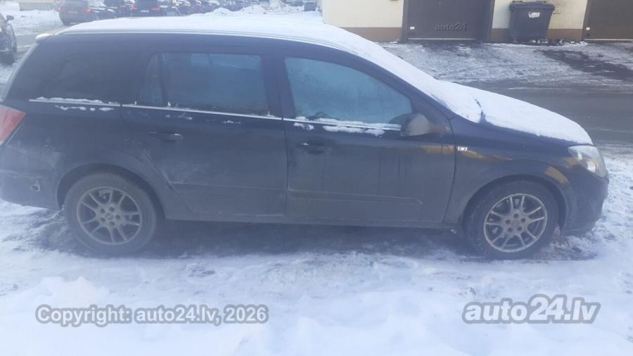 Melns Opel Astra 2007 Tallina, ar dzinēja tilpumu 1.90 L un nobraukumu 337 tūkst. km par 550 €, foto 5 vietnē AUTOMOTO.COM.LV