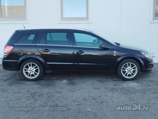 Melns Opel Astra 2007 Tartu, ar dzinēja tilpumu 1.90 L un nobraukumu 341 tūkst. km par 1890 €, foto 7 vietnē AUTOMOTO.COM.LV