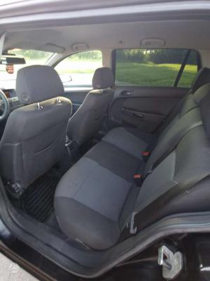 Black Opel Astra 2007 in Kretinga, with an engine capacity of 1.91 L and mileage of 420 thousand km for 1250 €, photo 14 on AUTOMOTO.COM.LV