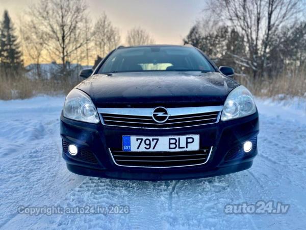Melns Opel Astra 2008 Hāpsalu, ar dzinēja tilpumu 1.70 L un nobraukumu 390 tūkst. km par 1650 €, foto 2 vietnē AUTOMOTO.COM.LV