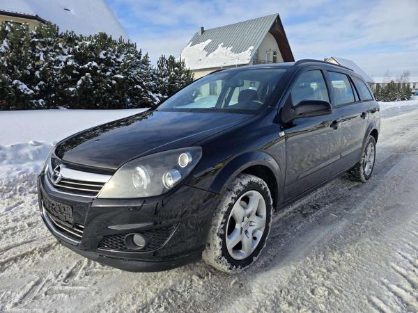 Black Opel Astra 2008 in Utena, with an engine capacity of 1.60 L and mileage of 220 thousand km for 1999 €, photo 9 on AUTOMOTO.COM.LV